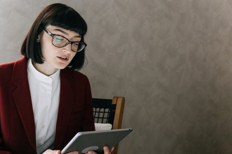 What is a Paralegal? (Definition & Examples) | Clio